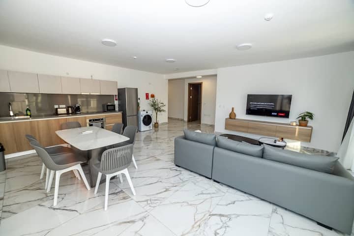Corner Modern 2 Bed Apt +Balcony 9 - Malte