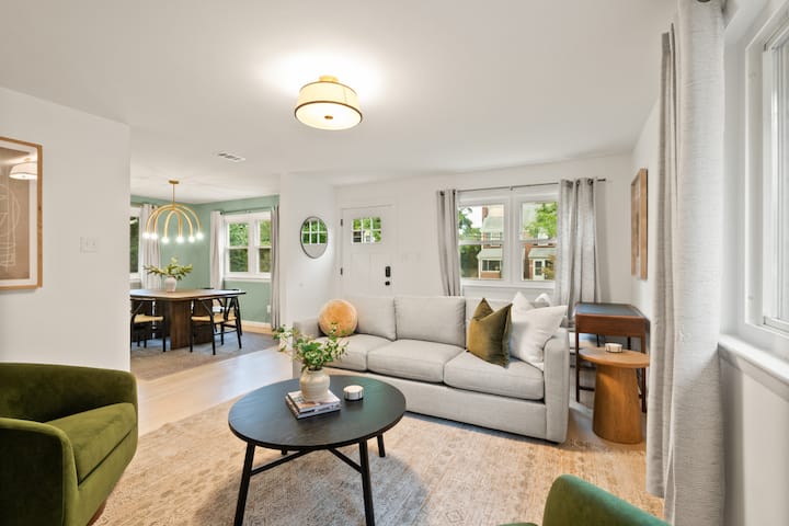 Luxurious Arlington Walk To Metro - Arlington, VA