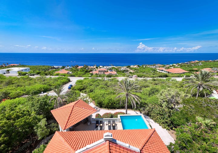 Endless Summer Villa | Spacious Luxury Oasis - Curaçao