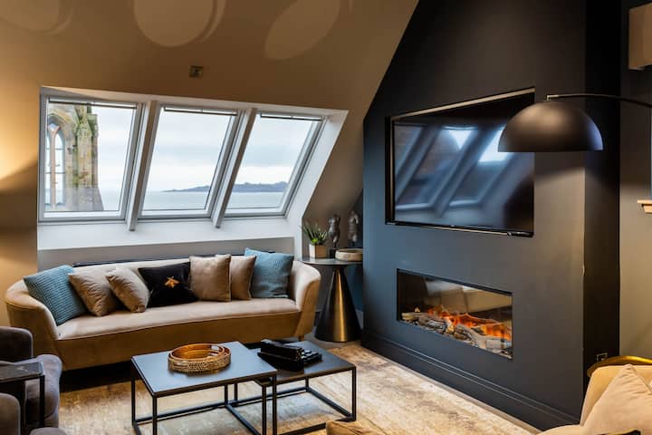 Arran Shores 10 - Brodick