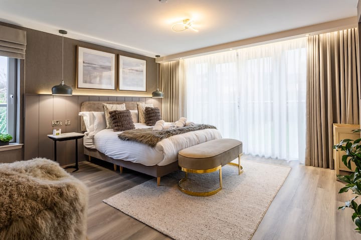 Arran Shores 8 - Brodick