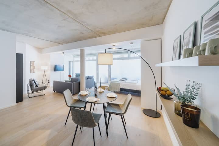 Loft | Terrace | Near Ostkreuz I Free Parking - Berlín