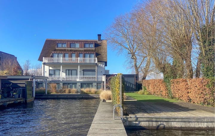 Beautiful Home In Loosdrecht With Wifi - Hilversum