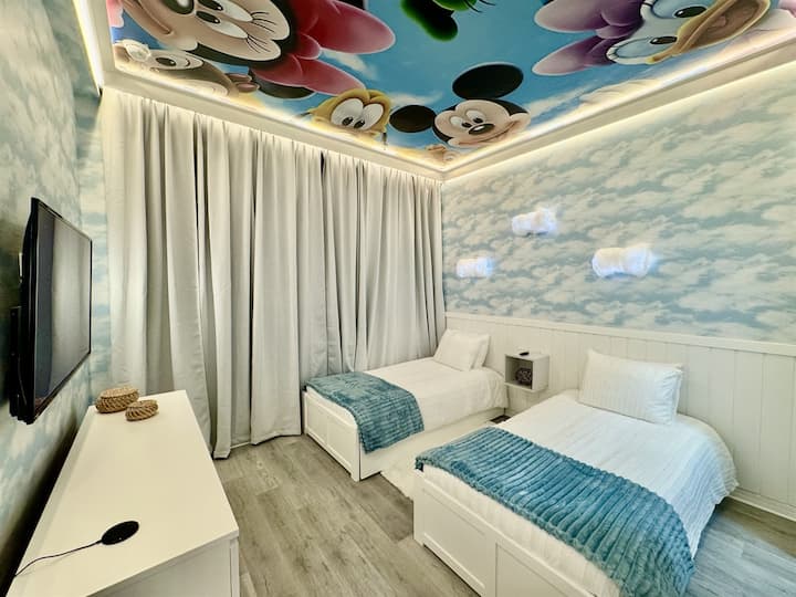 Wonderful 2 Br Close To Disney • Storey Lake - Gatorland, Orlando