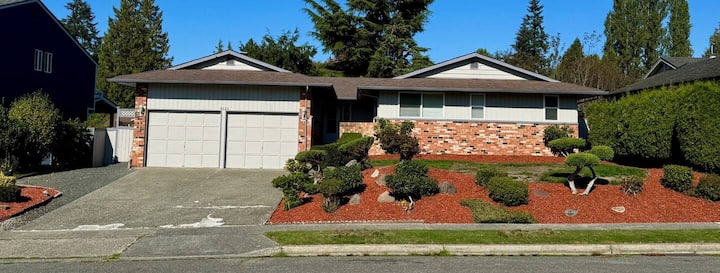 Your Lynnwood Getaway | 3br Rambler Retreat - Edmonds, WA