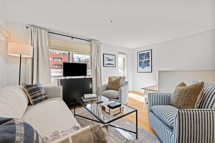 Steps To Vibrant Pearl St + Dt Boulder | Patio - Boulder, CO