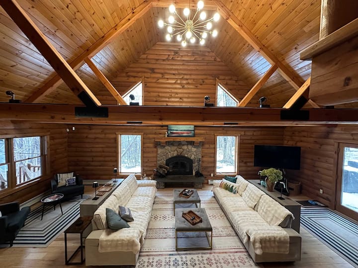 Stylish Adult Winter Escape With Generator - New Jersey