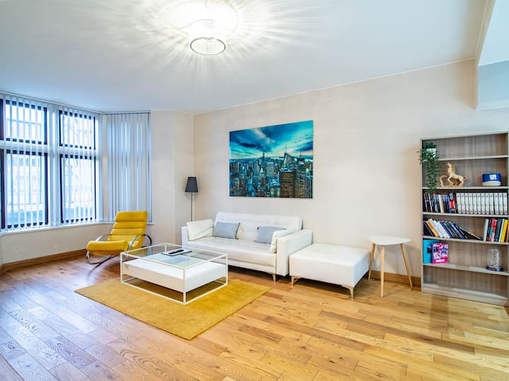 Chic 1 Bedroom Apartment Near Tourist Attractions - Sheffield