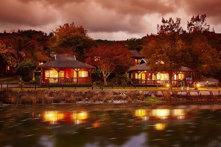 Lagoon View Family Log Cabin 9@ Knysna River Club - Knysna
