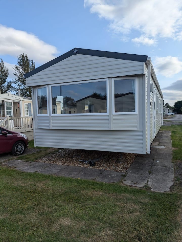 Caravan At Southview Holiday Park Ref 33052tc - Skegness
