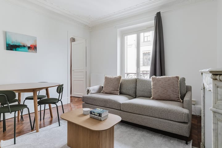 Blueground | Batignolles, Washer, Nr Shopping - Asnières-sur-Seine