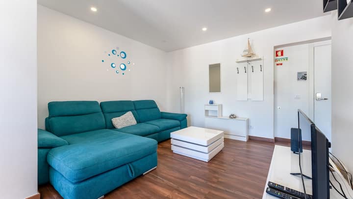 Serene Blue 1 Bdr Flat With Balcony By Lovelystay - Portimão