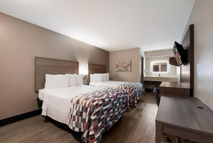 Cozy Room W/ Modern Decor Near Chattanooga Airport - Chattanooga, TN