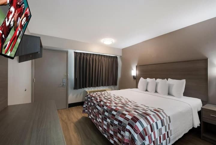 Budget Room Ideal For Busy Travelers Near Airport - Chattanooga