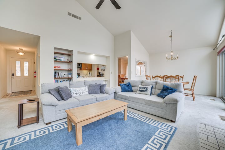 Lakefront Home W/ Deck & Dock In Oscoda Twp! - Oscoda, MI