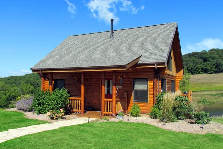 The Edelweiss Cabin - Dubuque, IA