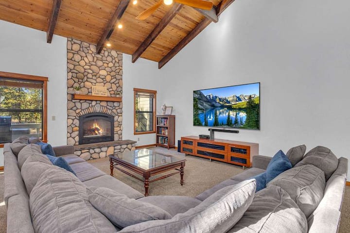 Sharc, Guest Fav, Hot Tub, Large Home - Sunriver, OR