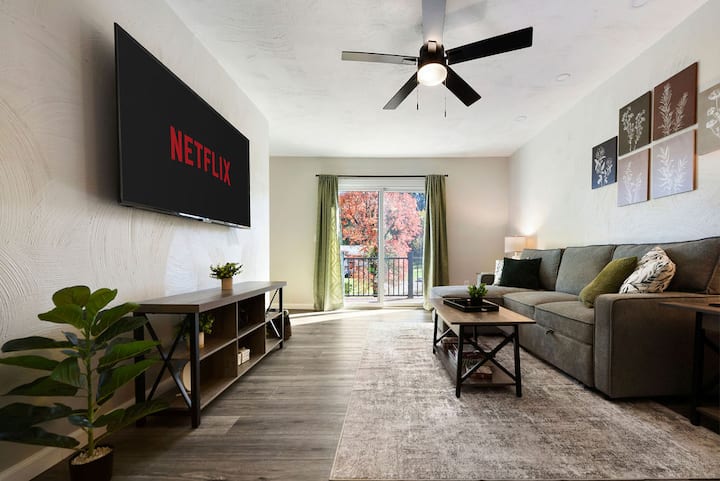 Steps To Bella Terra | Pet Friendly | Fire Pit - Mount Pleasant, PA