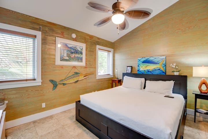 Wahoo Way | Charming Hideaway On Duval Street! - Key West, FL