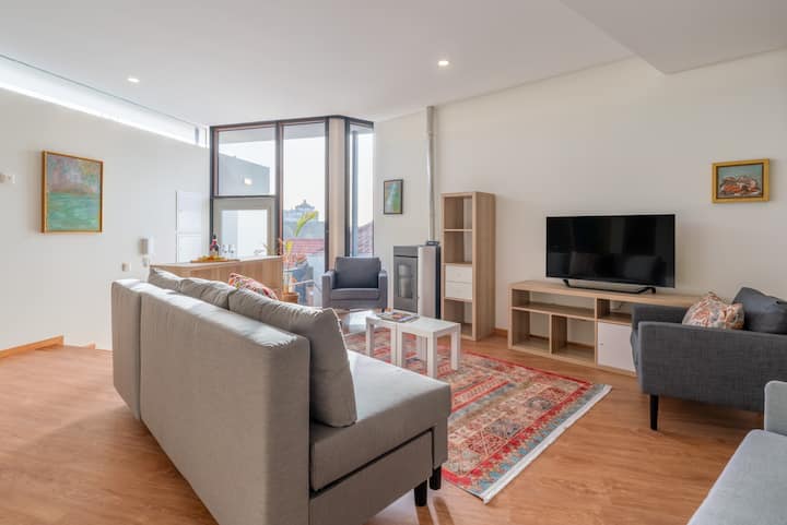 Bright & Cozy House W/ D. Luís Bridge View - Oporto