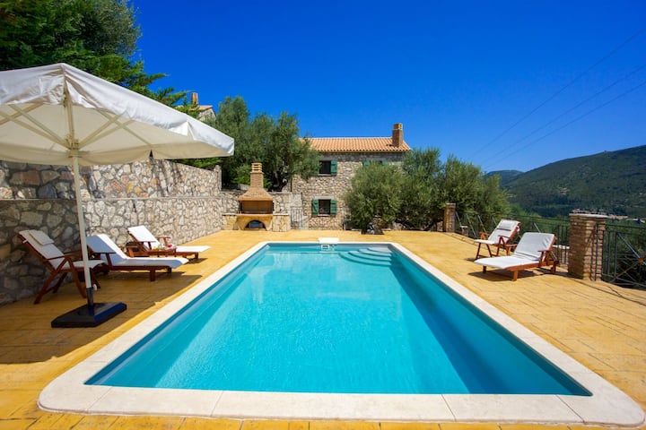 Mint Villa - Итака