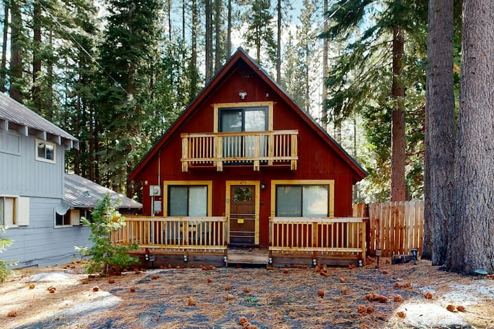 3br Cabin In West Shore With Yard - Tahoe City, CA