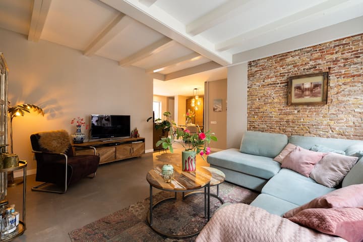 Elegant And Charming Home In An Idyllic Location - Haarlem