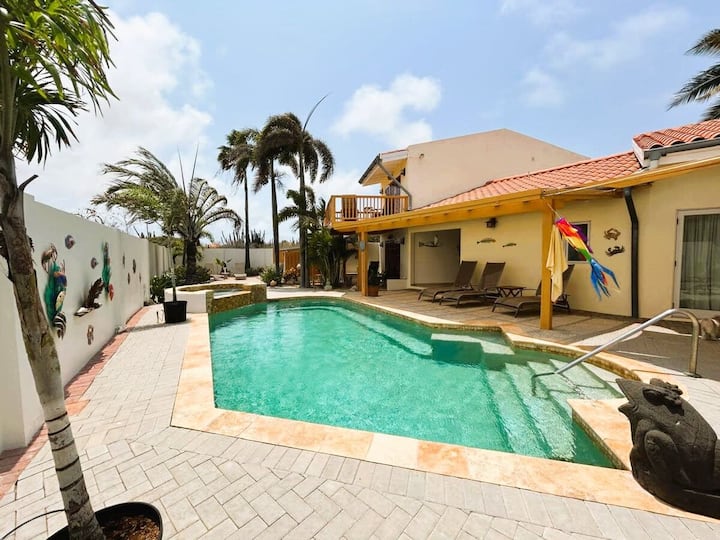 Cozy Studio In Paradera W/pool, Balcony & Views - Aruba