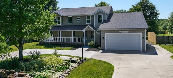 Royalton Hidden Gem Dreamy Villa 6bedrooms/4bath - Berea, OH
