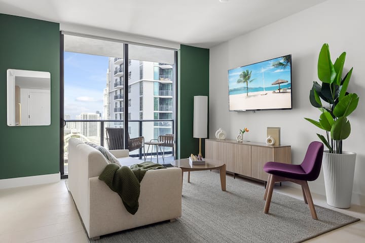 3013 | Kaseya Center Apt For 4 Ppl W Pool And Gym - Miami, FL