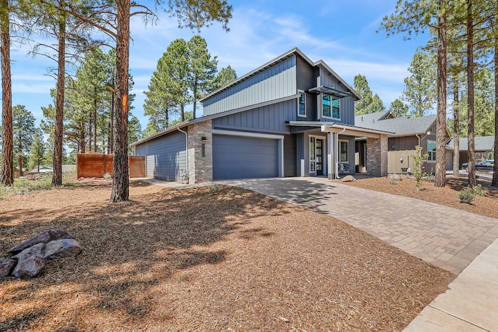 Sky Mountain | Spacious Home For The Entire Fam - Flagstaff, AZ