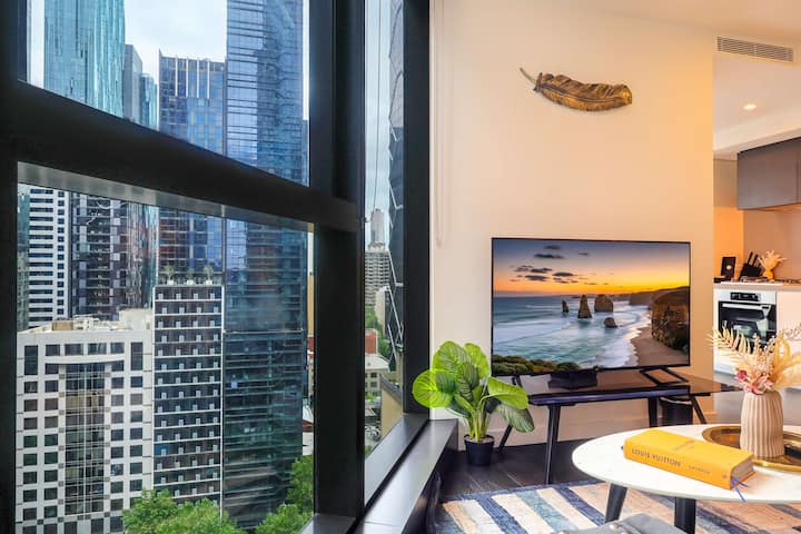 Elegant Cbd Escape: 2 Queen Beds - Melbourne