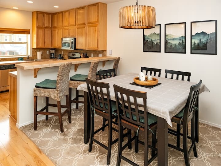 Chalet 74 At The Official Collins Lake Resort - Government Camp, OR