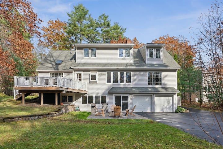 Walk To Dock Square! Firepit, Ping Pong, & Games! - Kennebunk, ME