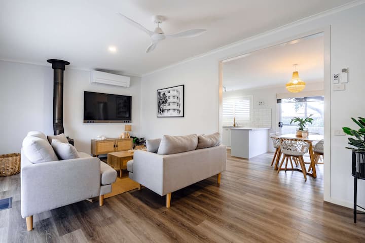 500m To The Beach, Ocean Break Away - Ocean Grove