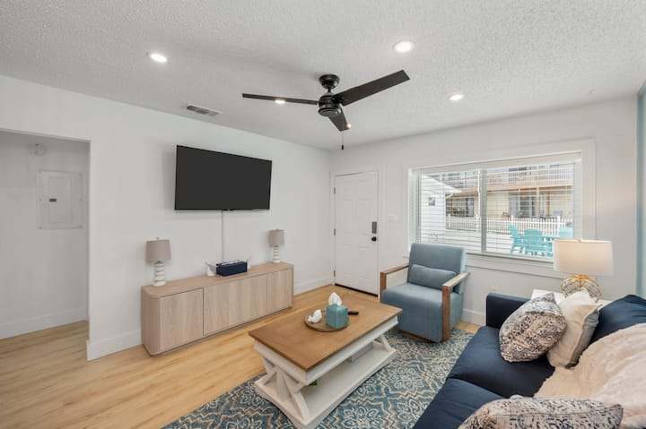 Waterfront Getaway W/ Pool Access – Bluefish #3 - Fort Walton Beach, FL