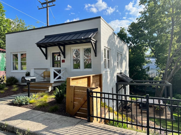 Diamond House In The City - Lexington, VA