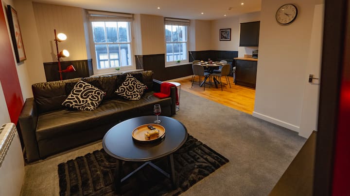 Premium Penthouse Apartment – Central Cardiff - Cardiff