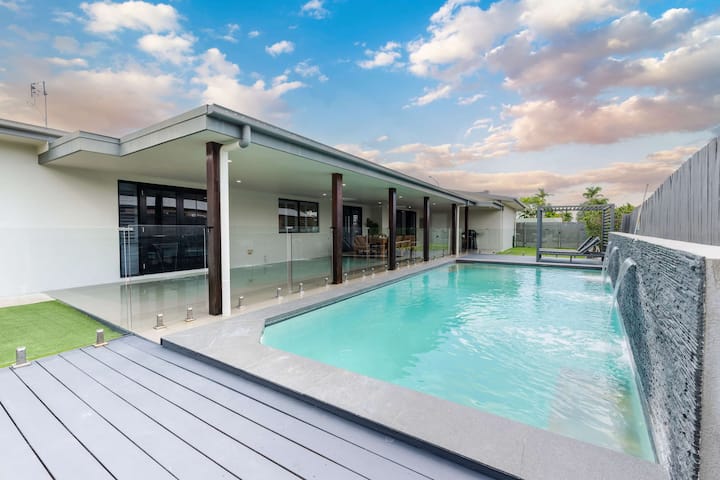 Magic On Macarthur - Modern Home In Annandale - Townsville