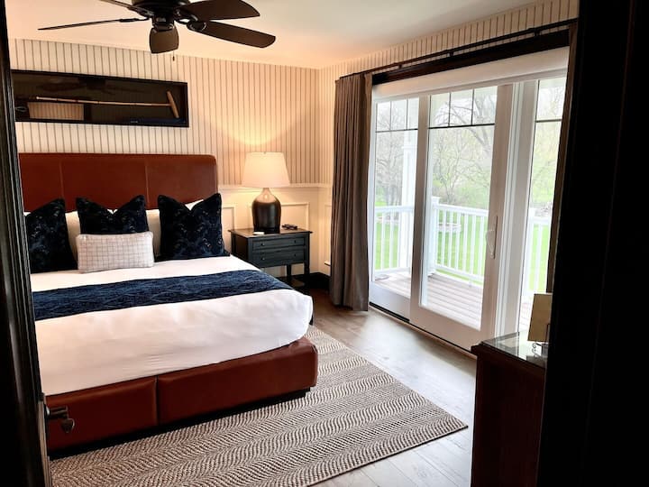 Belfry House Hotel- Luxury Standard Suite #1 - Lake Geneva