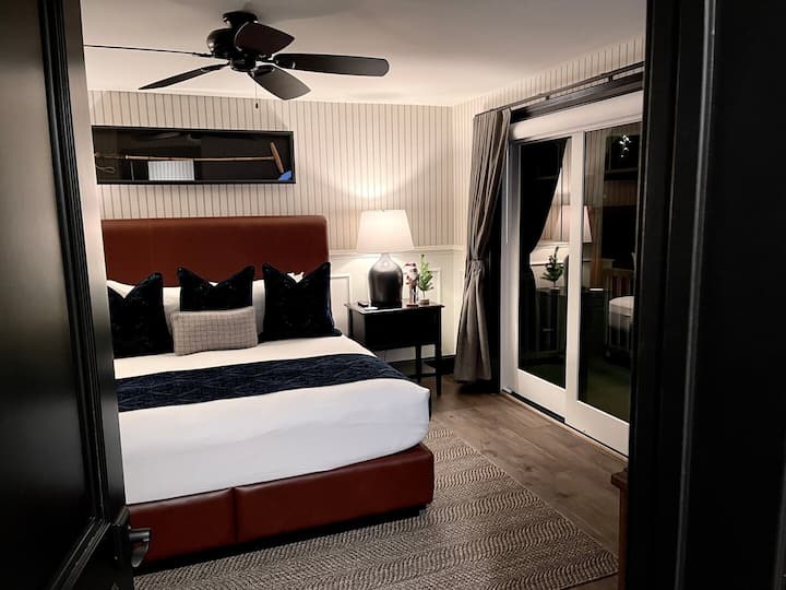 Belfry House Hotel- Luxury Standard Suite #6 - Lake Geneva