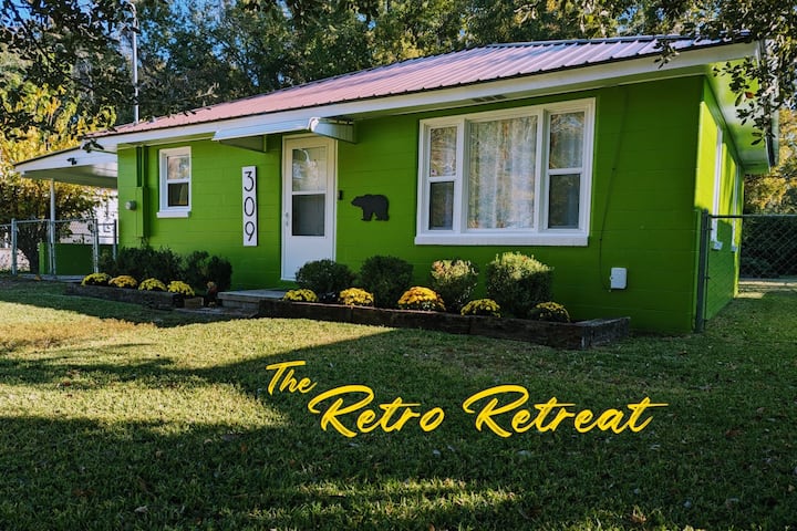 Ev Charger! Newly Renovated, Fenced Yard & Laundry - New Bern, NC