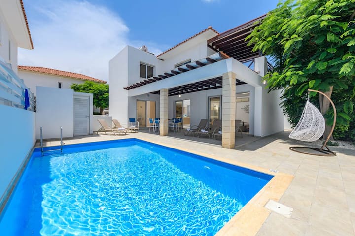 Villa Konnos Breeze: Private Pool / Sleeps 7 - Protaras