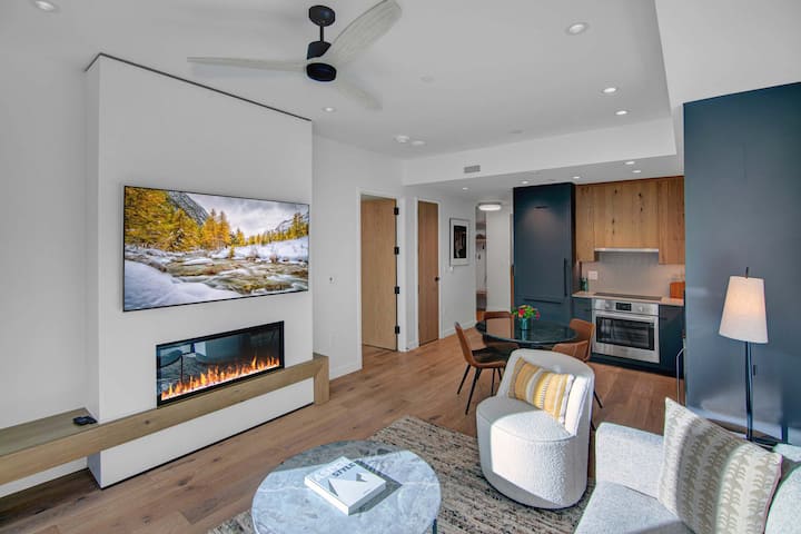 Electric Pass Lodge Eco-friendly Condo - Snowmass Village, CO