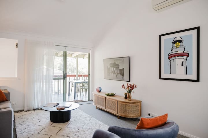 Beach Vibe - Mollymook