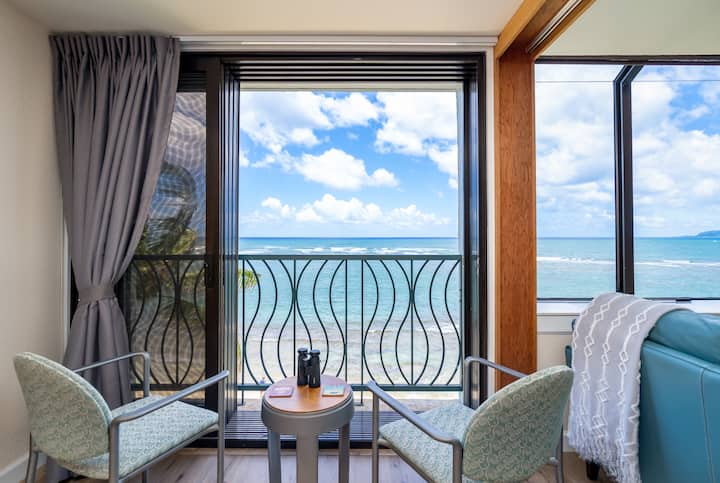 Waialua Oceanfront Retreat - 90 Day Rental - Haleiwa, HI