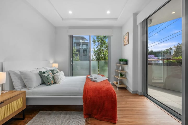 Centrally Located Pymble Apartment - Gordon