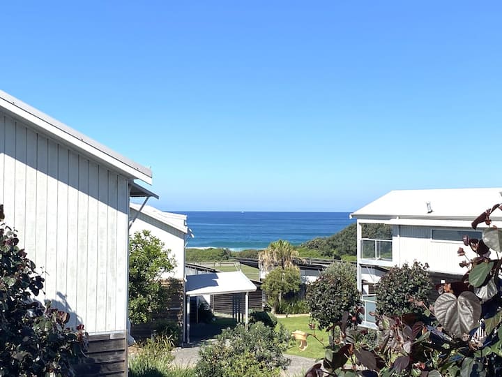 Ahoy Villa At Caves Beach Villas - Newcastle