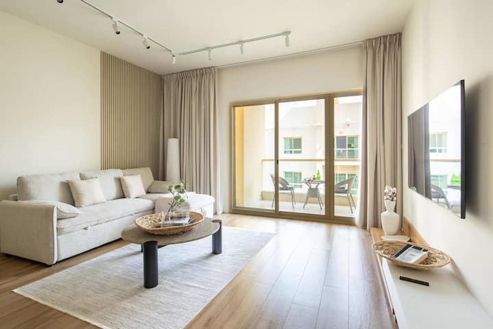 Vibrant 1br In The Heart Of The Greens - Sleeps 3! - Dubai