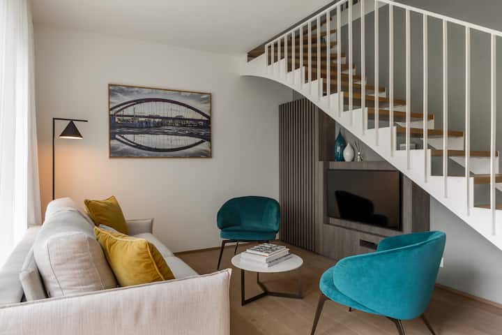 Duplex Suite With Terrace [Gym & Sauna Access] - Luxemburgo